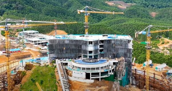 √ Progres Pemasangan Rangka Baja Untuk Selubung Sayap Bilah Garuda IKN